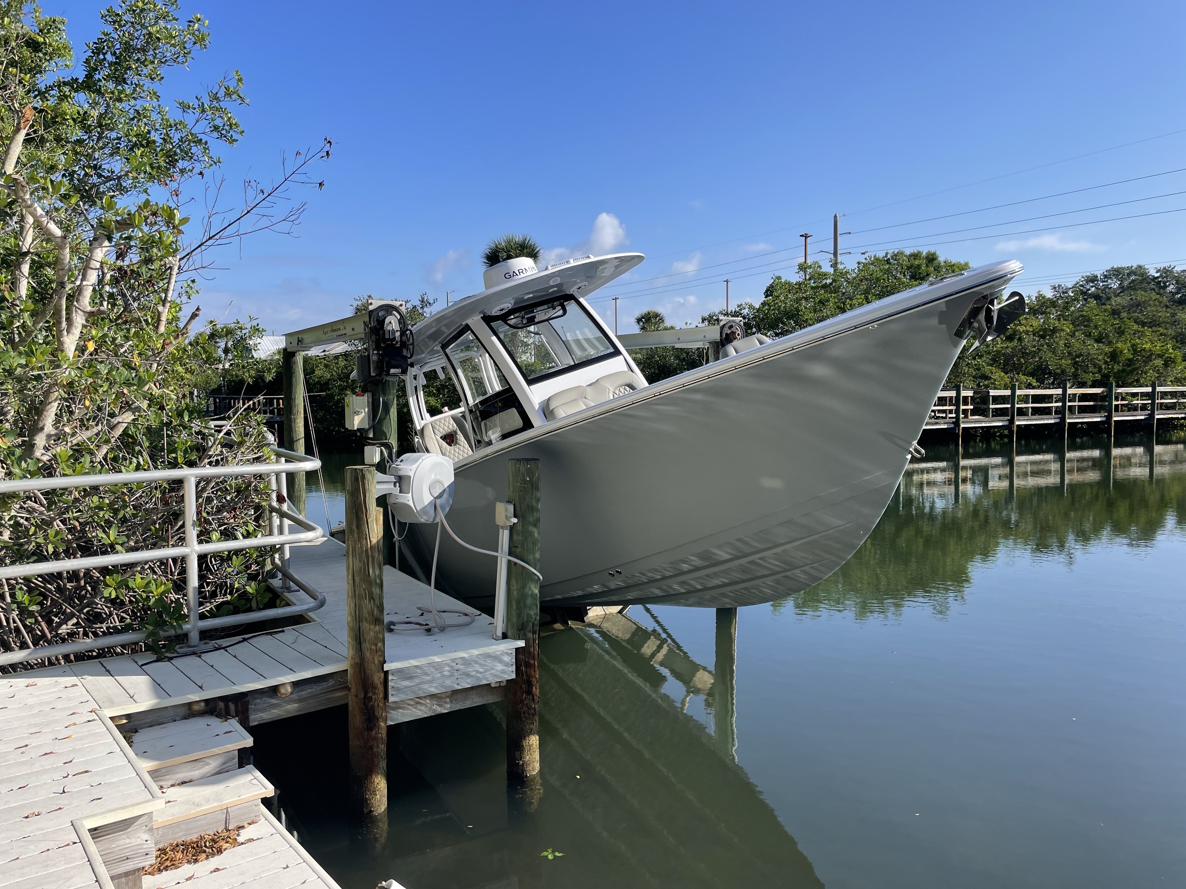 What to Do When Your Boat Lift Fails